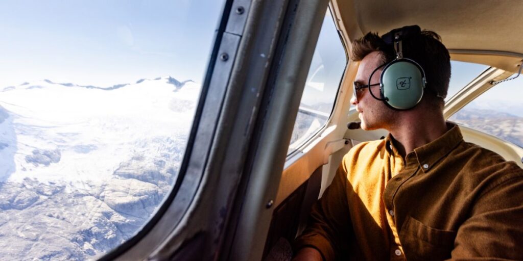 Guided Scenic Flights & Seaplane Tours in Squamish BC ️ Sea To Sky Air